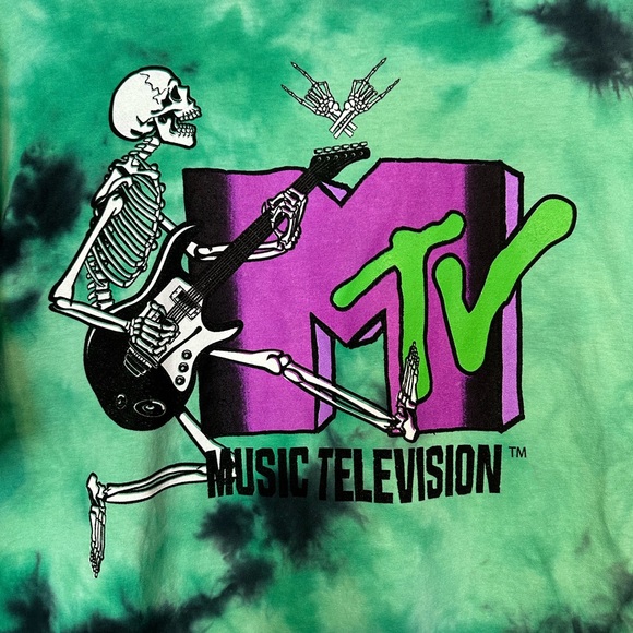 MTV | Shirts | Nwot Mtv Green Dye Tee | Poshmark